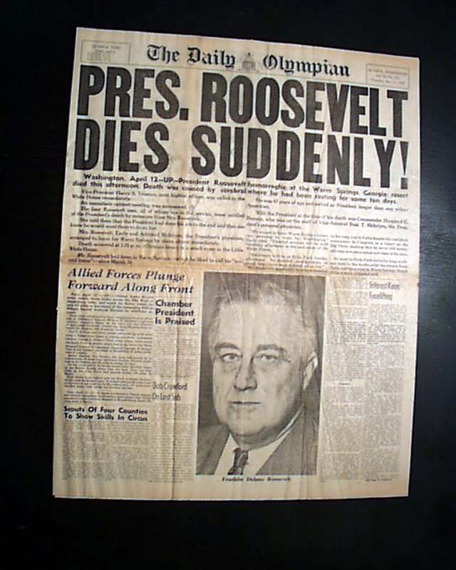 Dramatic headline announcing the death of FDR... - RareNewspapers.com