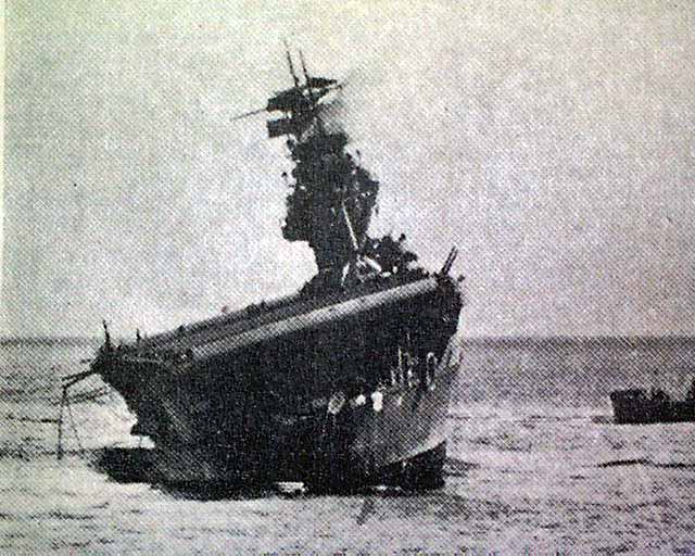 USS Yorktown Midway sinking.... - RareNewspapers.com