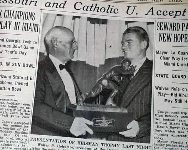 Nile Kinnick wins 1939 Heisman Trophy... - RareNewspapers.com