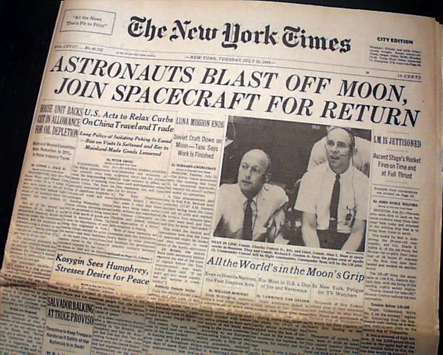 1969 Apollo 11 landing on the Moon.... - RareNewspapers.com